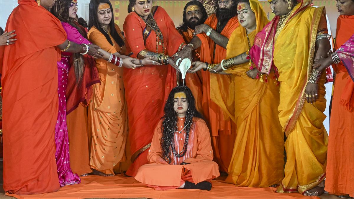 Maha Kumbh: Actor Mamta Kulkarni becomes Mai Mamta Nand Giri - News Mitra